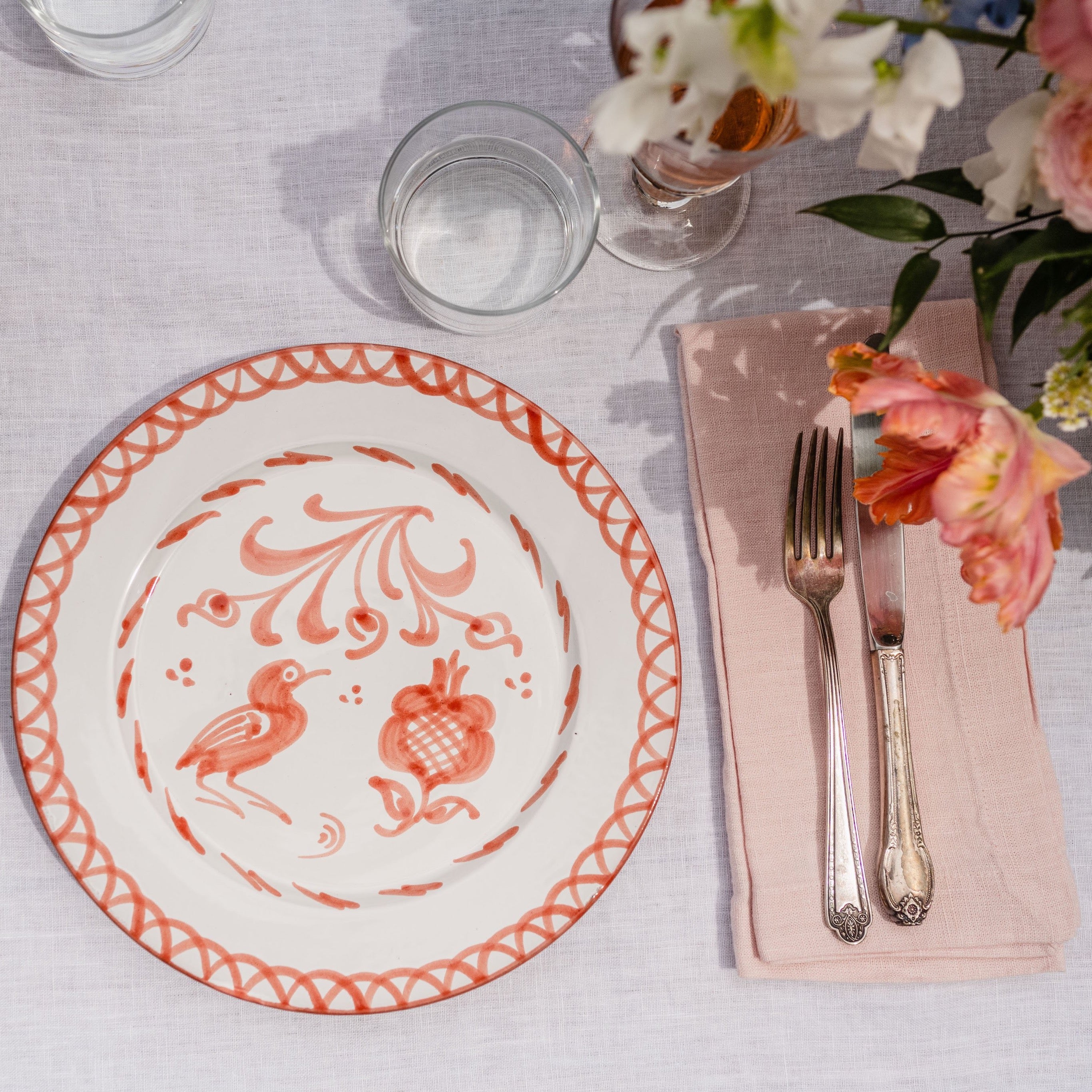 Dinner plate with hand painted designs – Pomelo Casa